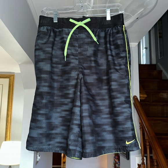 Nike | Swim | Nike Board Swim Shorts Sz M | Poshmark